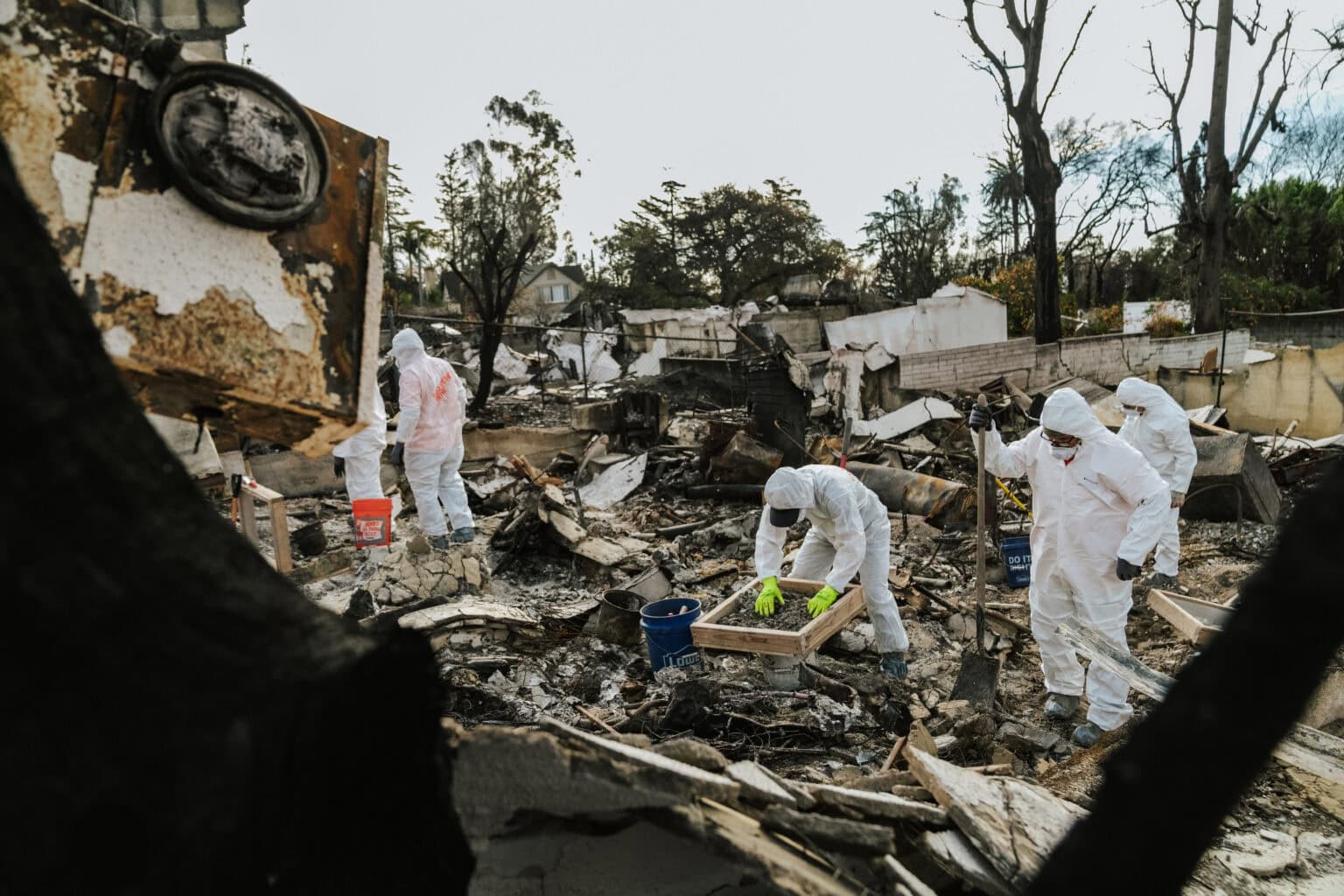 Christian Disaster Relief Efforts in LA (with Greg Laurie)